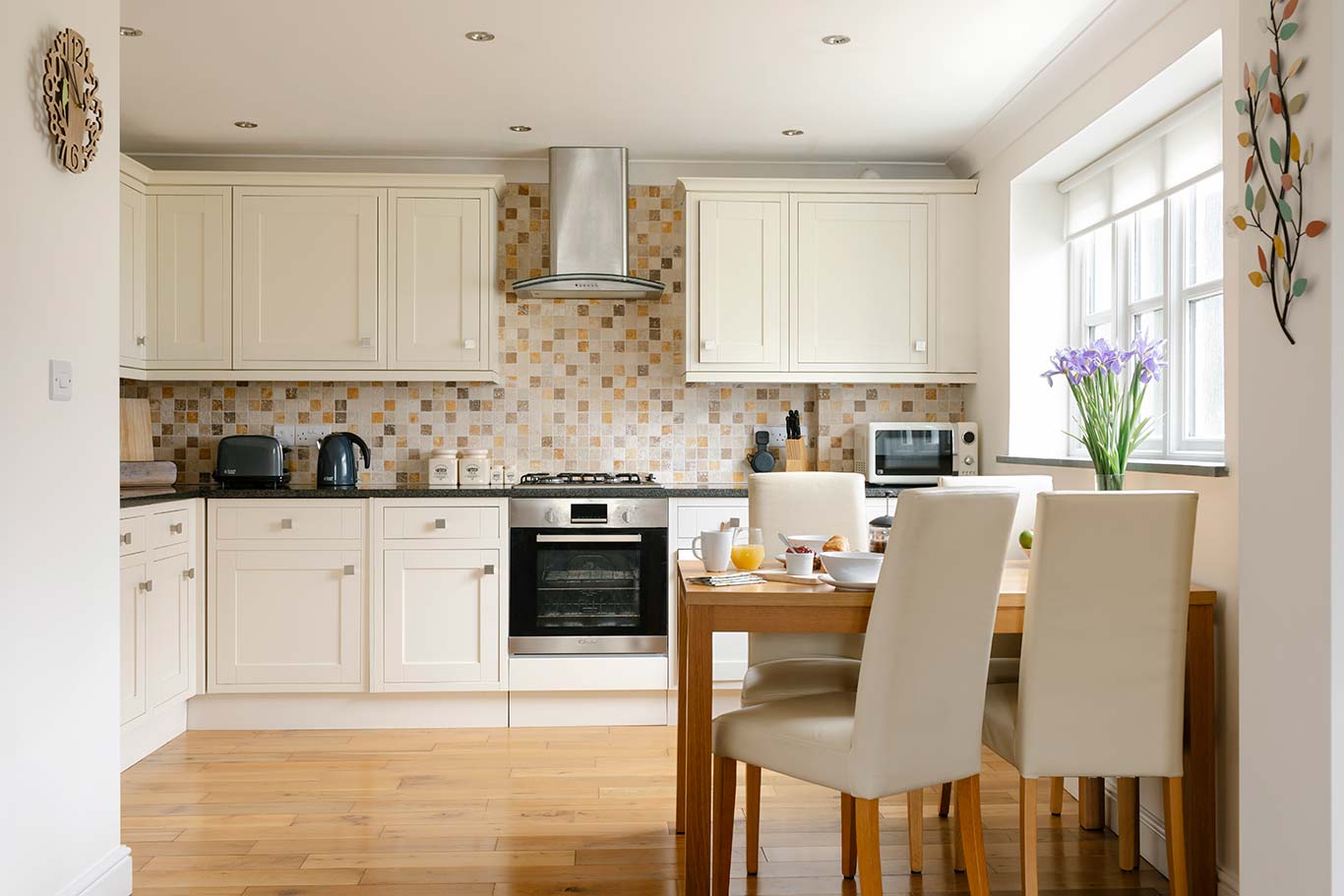 Trenwith Holiday Home in Penzance | Central & Modern